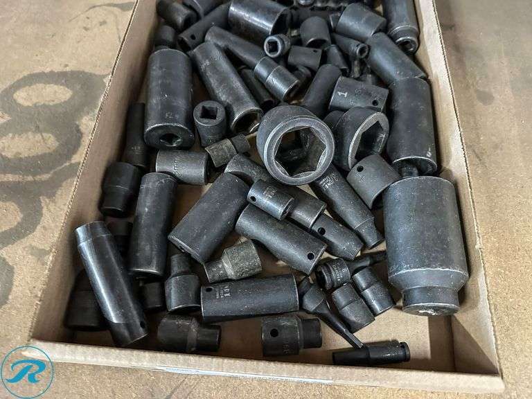 Tray of Impact Sockets - Roller Auctions