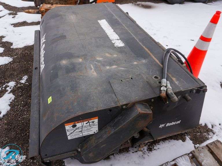 Bobcat 72" Hydraulic Box Broom Sweeper Attachment To Fit Skid Steer ...