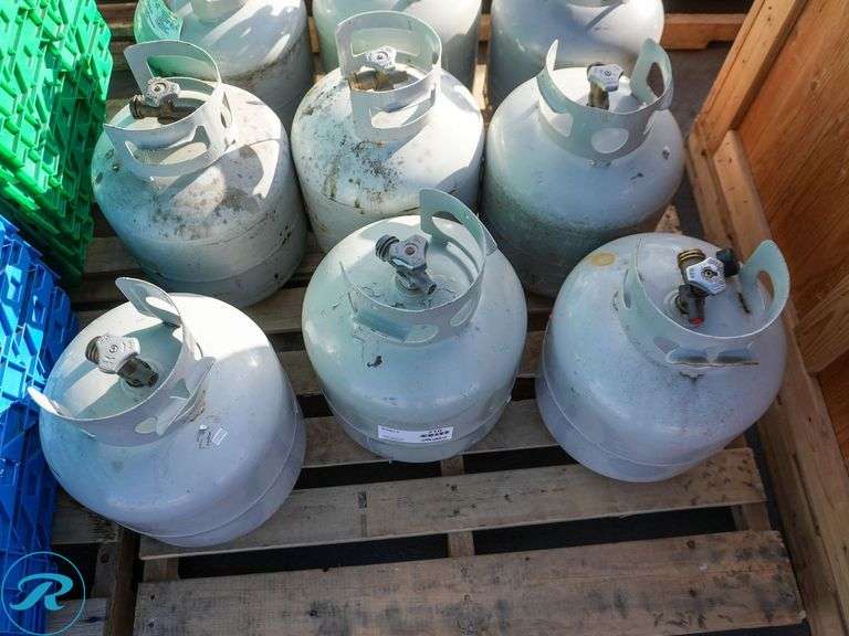 Pallet of (9) Propane Tanks - Roller Auctions