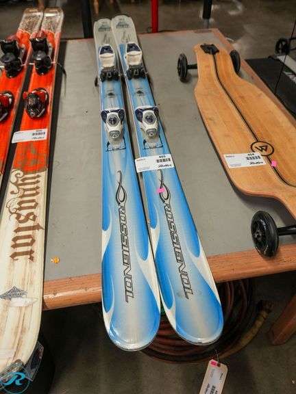 Rossignol Bundit B@ 148cm Skis With Dynastar Bindings - Roller Auctions