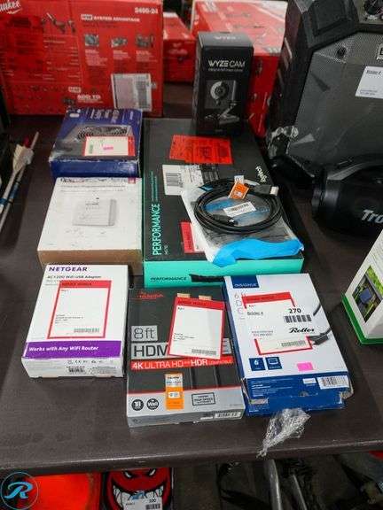 Keyboard, HDMI Cables and Fan - Roller Auctions