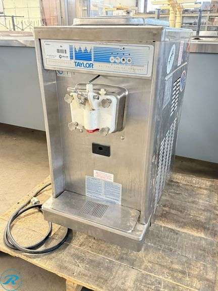 Taylor 750-27 Soft Serve Ice Cream Machine - Roller Auctions