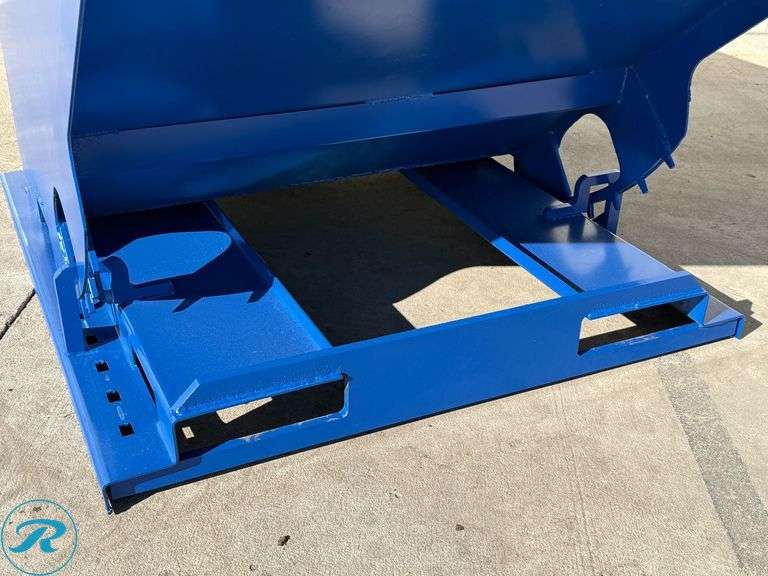 New Kit Containers Self-Dumping Hopper With Forklift Pockets, 1.5 Cu ...