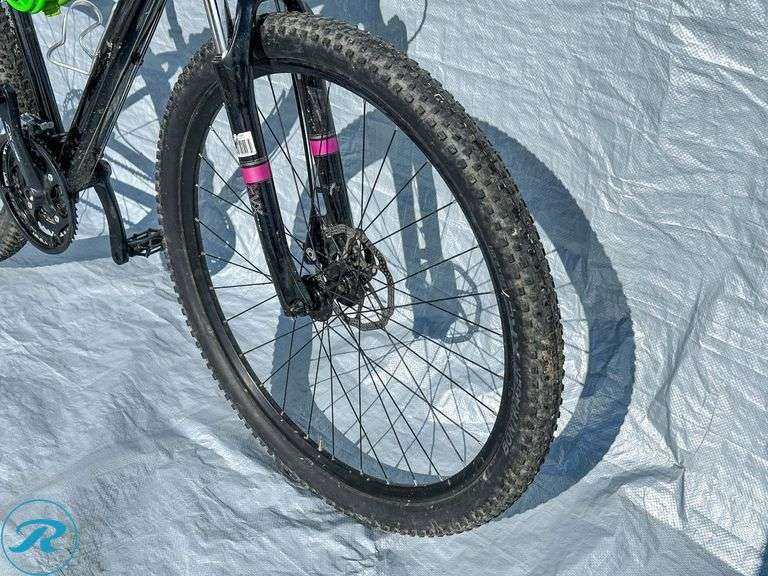 Diamondback Devine Sport Front Suspension Mountain Bicycle - Roller ...