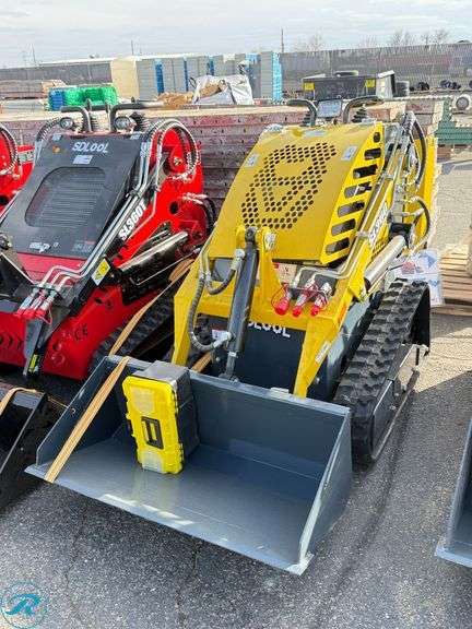 New SDLOOL SL360 Crawler Mini Skid Steer Loader, S/N SL3602406156 ...