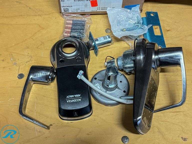 Assa Abloy Accentra Electronic Keyless Lock - Roller Auctions Assa Abloy Accentra Electronic Keyless Lock - Roller Auctions