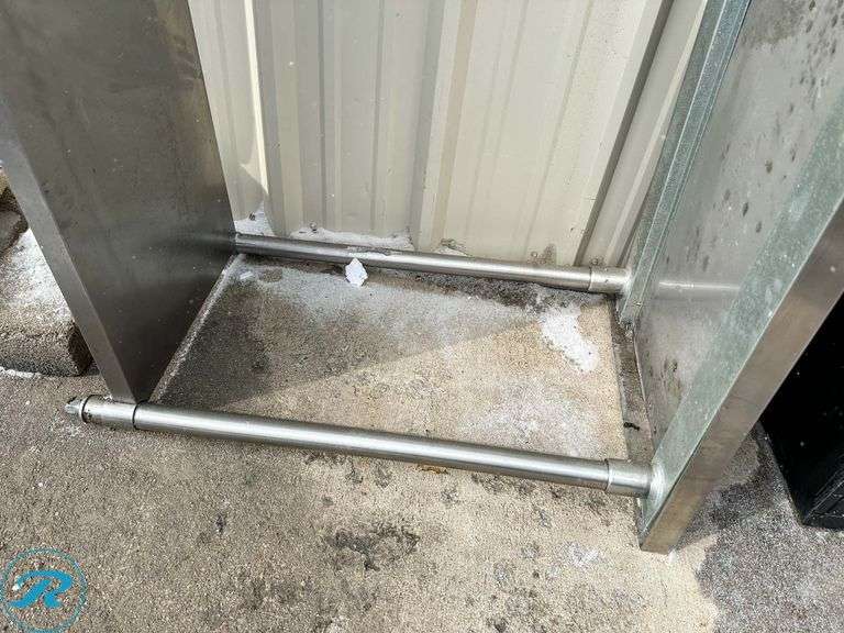 Perp Table, 24" x 48" (Missing Legs) - Roller Auctions