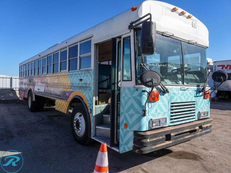 1997 International Genesis RWD 48-Passenger School Bus - Roller Auctions