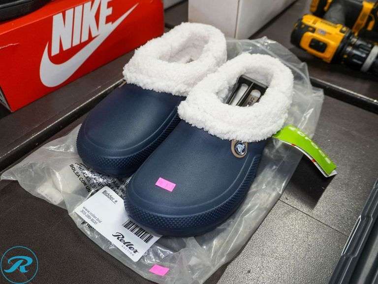 Crocks, 12M - Roller Auctions