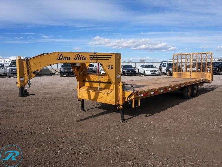 2012 Dun-Rite T/A Gooseneck Equipment Trailer - Roller Auctions