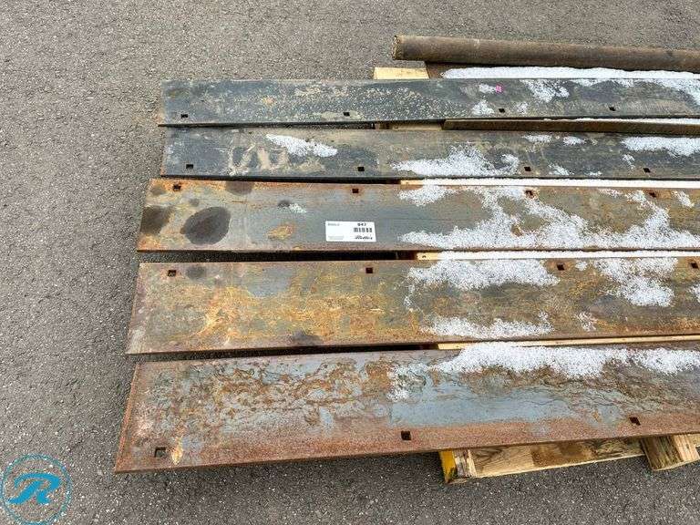 Pallet of Snow Plow Edges - Roller Auctions