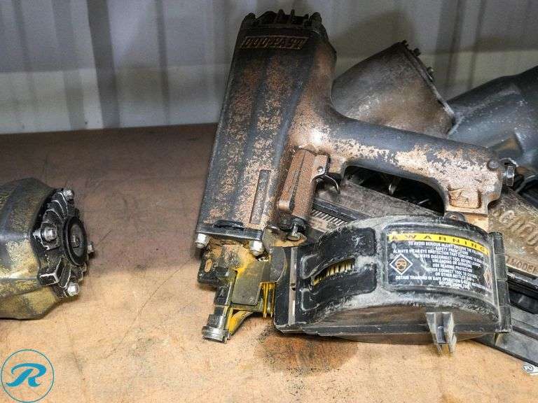 (4) Pneumatic Nail Guns - Roller Auctions
