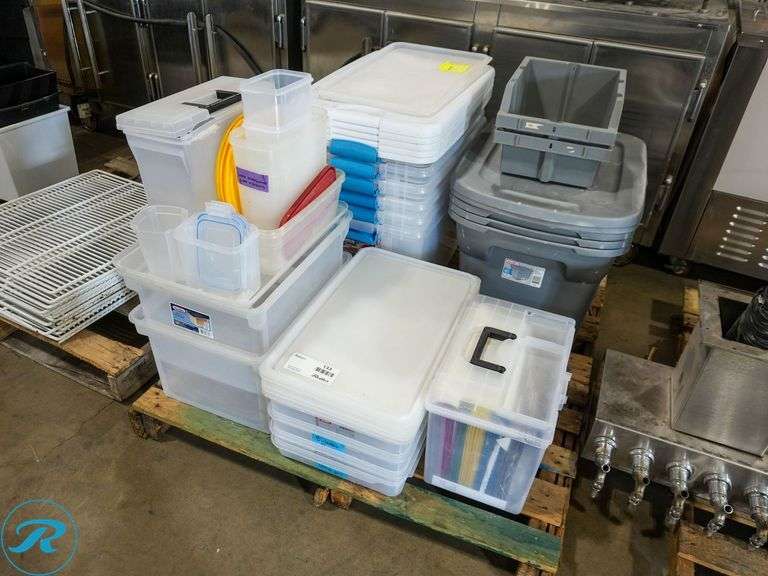 Pallet Of Plastic Totes - Roller Auctions