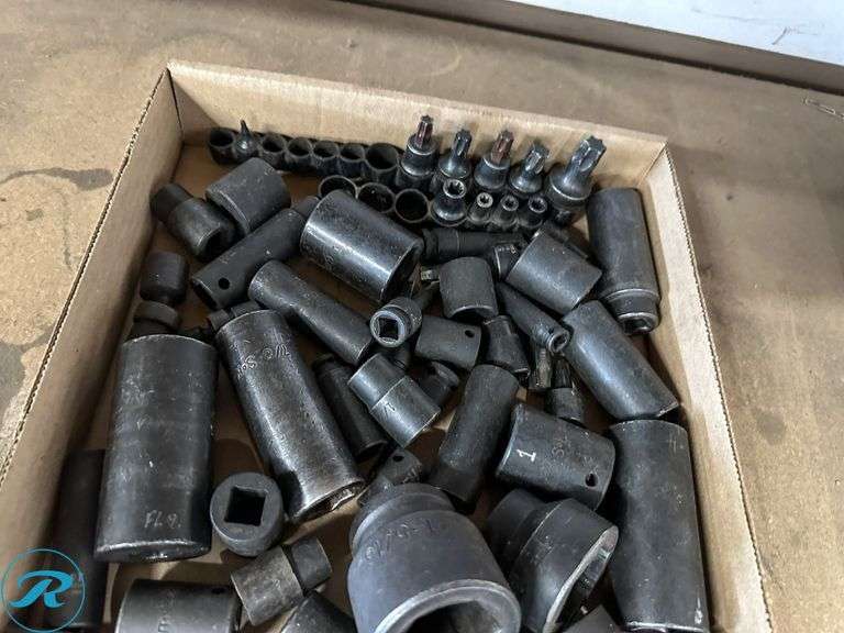 Tray of Impact Sockets - Roller Auctions