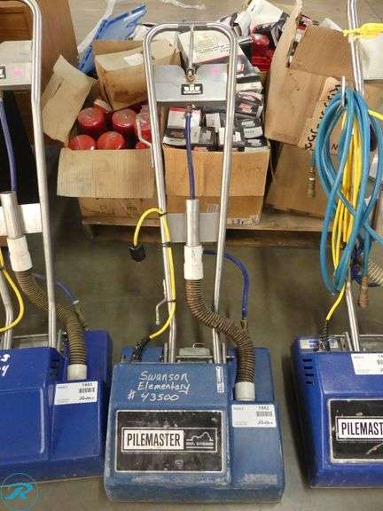 Mr. Steam PM3 Pilemaster Carpet Cleaner - Roller Auctions