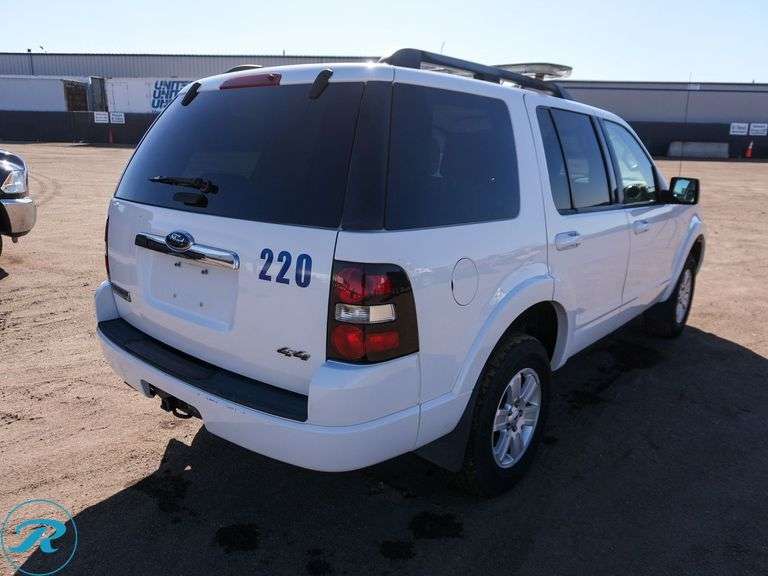 2009 Ford Explorer XLT 4WD SUV - Roller Auctions