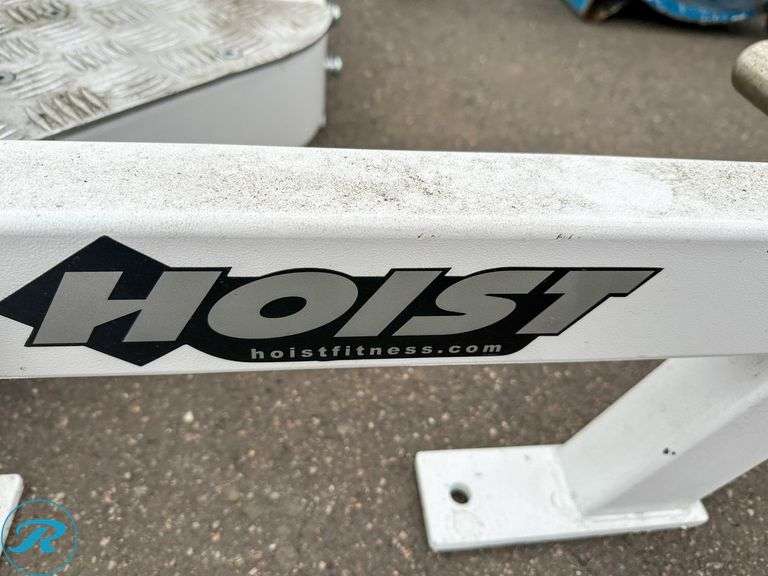 Hoist Bench Rack - Roller Auctions
