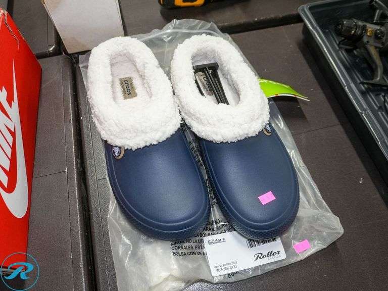 Crocks, 12M - Roller Auctions
