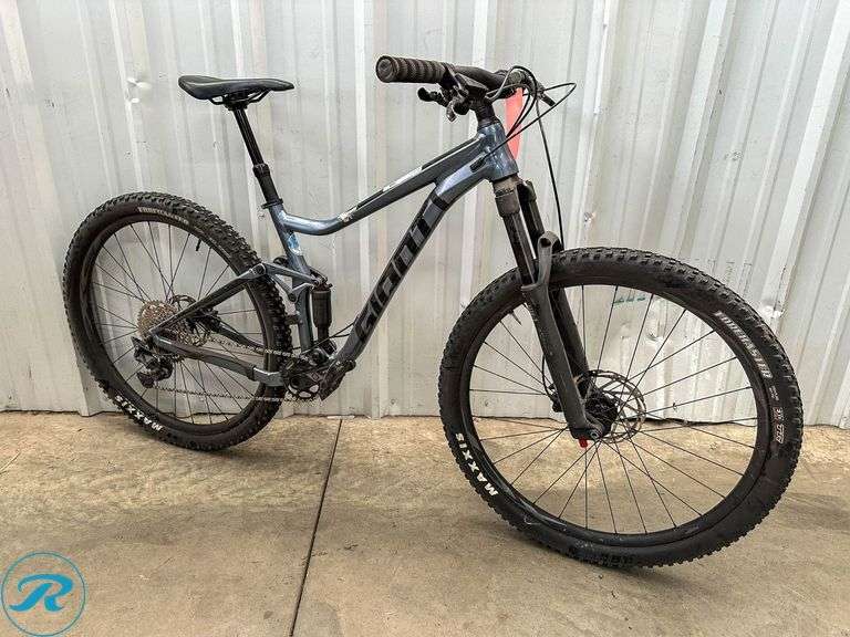 Giant Stance Full Suspension Mountain Bicycle, Dropper Seat, Tektro ...