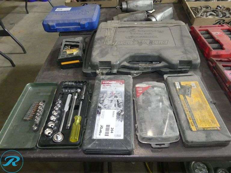 (5) Socket and Bit Sets (Incomplete) - Roller Auctions