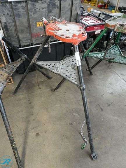 Rigid Tri-Stand - Roller Auctions