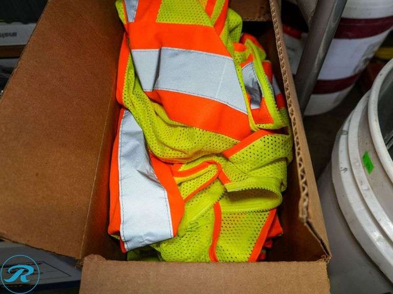 Box of Safety Vests - Roller Auctions