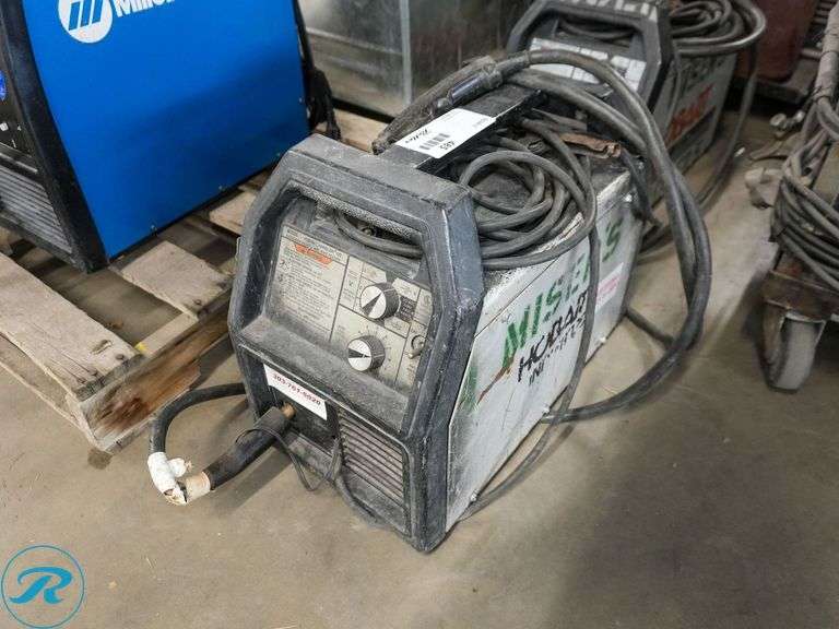 Hobart, Hardler 120, Welder, 120V, 1PH - Roller Auctions