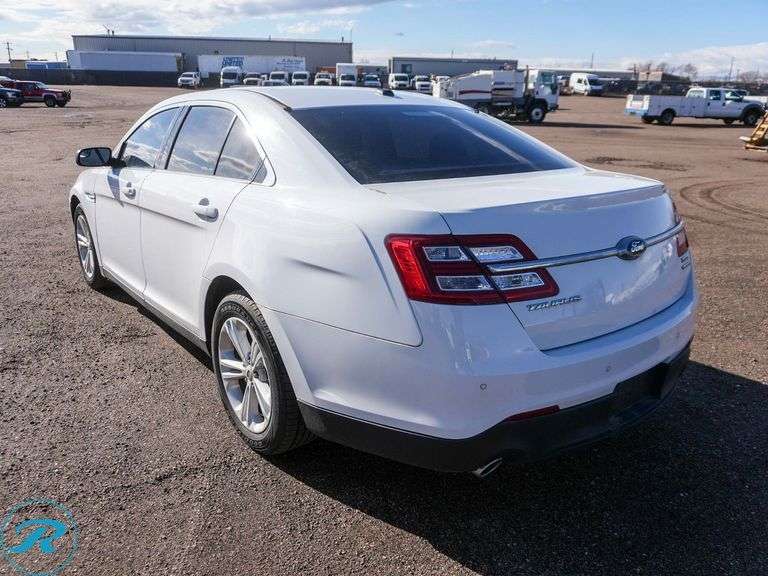 2014 Ford Taurus SEL FWD - Roller Auctions