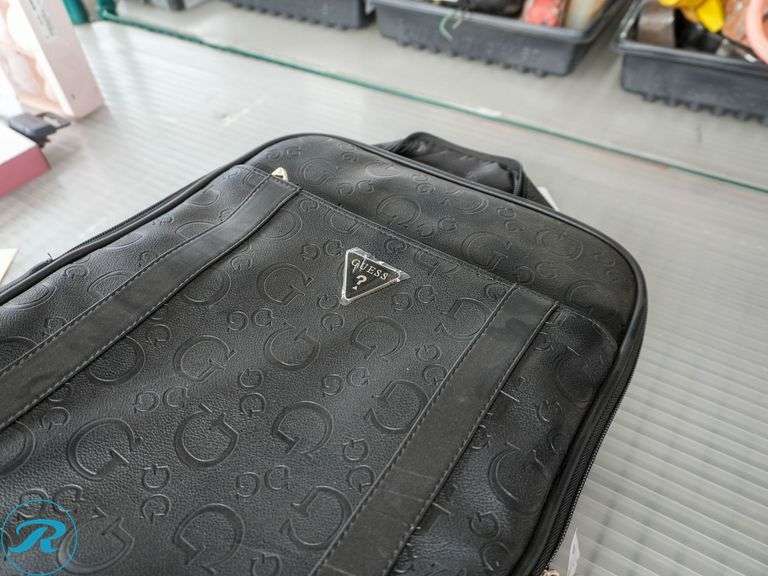Guess Backpack and Purse With Security Tags - Roller Auctions
