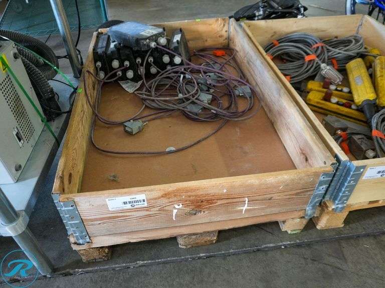 Pallet Of HBC D-74564 Control Boxes - Roller Auctions