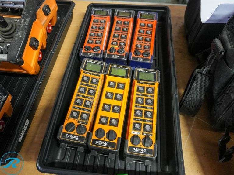 Tray Of HBC Micron 6 Remote Controls - Roller Auctions