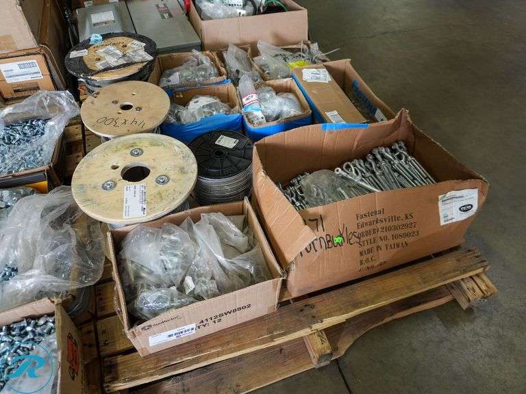 Pallet Of Hardware - Roller Auctions