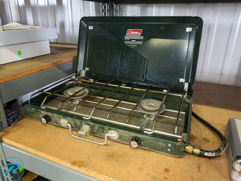 Coleman 5400 A 700 Camp Stove, Propane - Roller Auctions