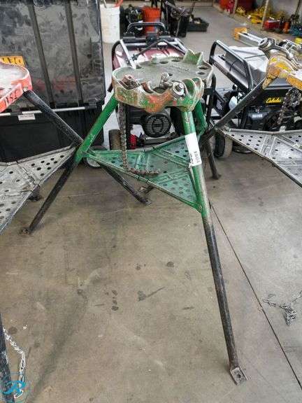 Rigid Tri-Stand - Roller Auctions