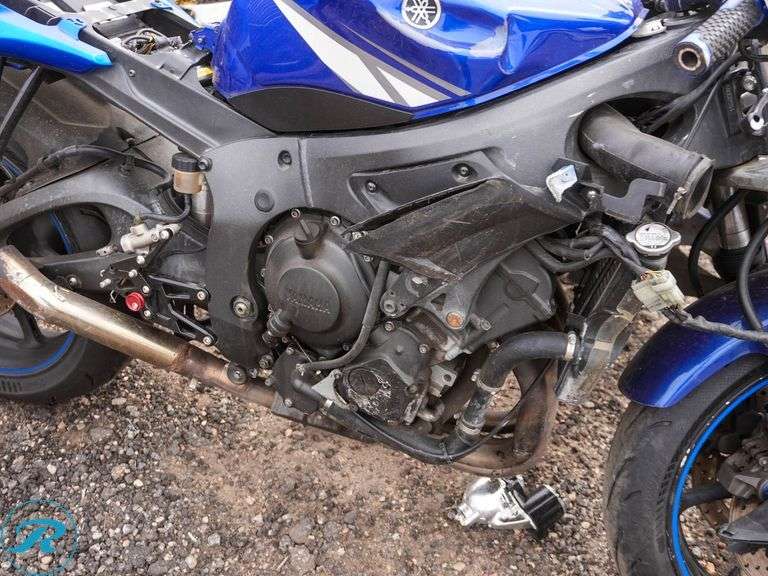 2004 Yamaha YZF-R6 - Roller Auctions