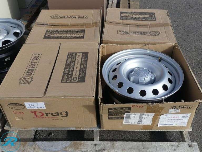 (4) Ford 17" Wheels, 5-Lug - Roller Auctions