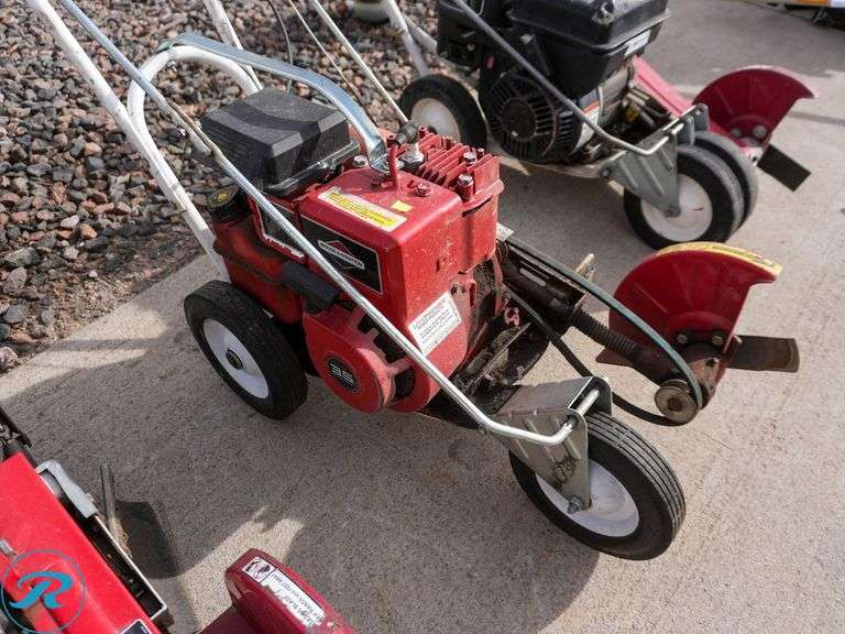 Little Wonder Edger, Gas (Turns Over, Does Not Start) - Roller Auctions