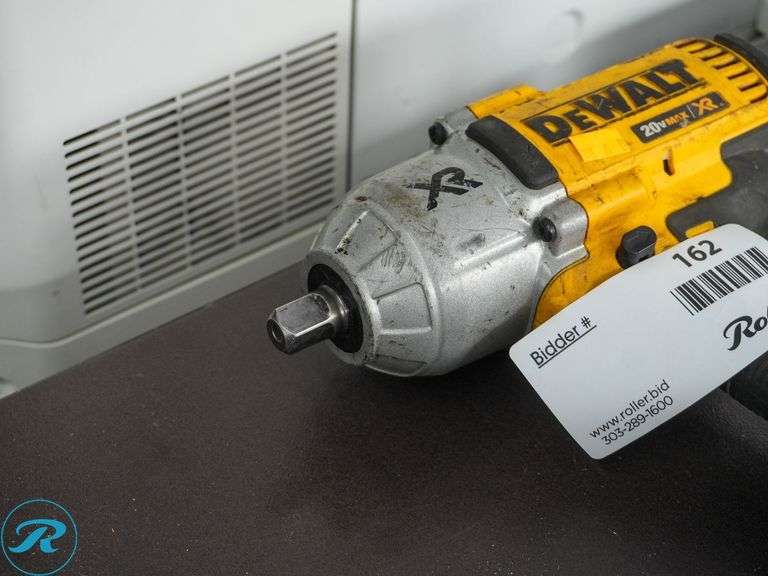 DeWalt DCF899 20V Cordless Impact Wrench - Roller Auctions