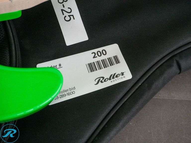 Rock Jam RJ549 Keyboard - Roller Auctions