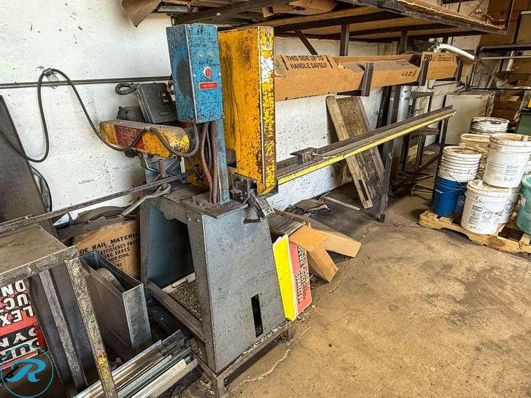 Toledo Angle Cutter With 10' Guide - Roller Auctions