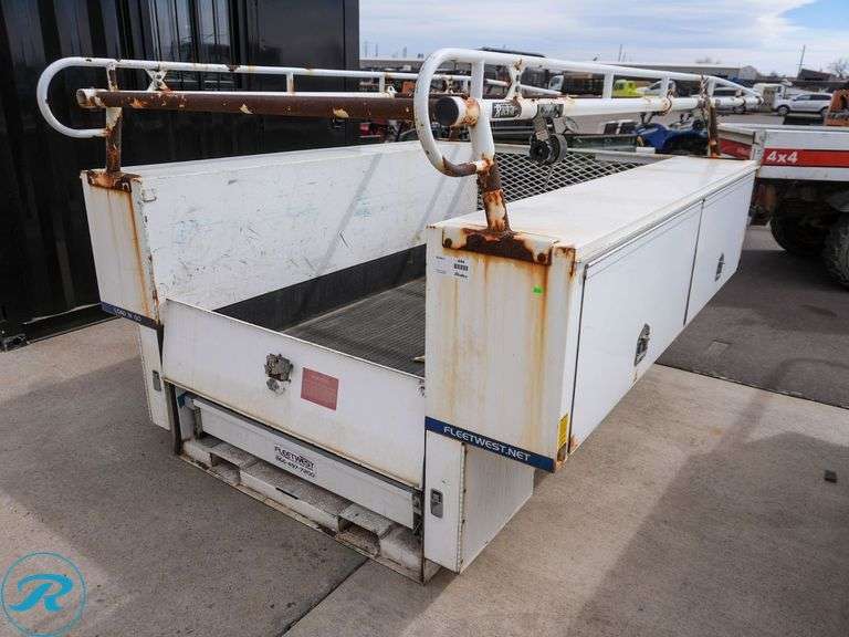 Fleetwest Load'N'Go Slip-On Truck Bodies Utility Bed, Key Included ...