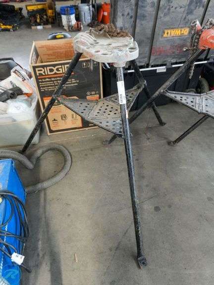 Rigid Tri-Stand - Roller Auctions