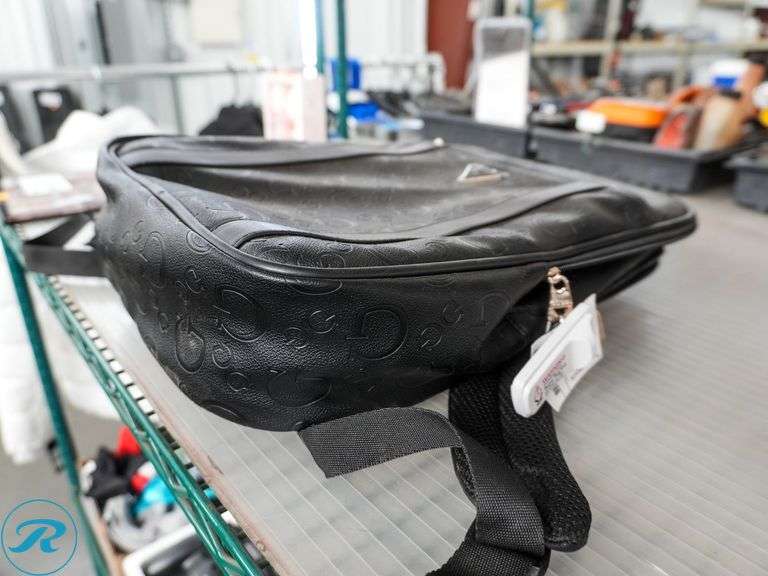 Guess Backpack and Purse With Security Tags - Roller Auctions