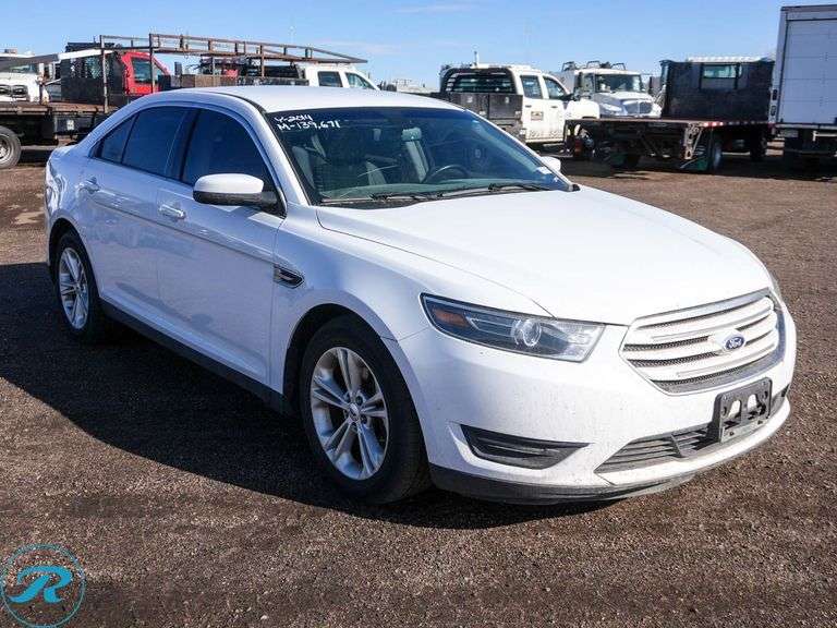 2014 Ford Taurus SEL FWD - Roller Auctions