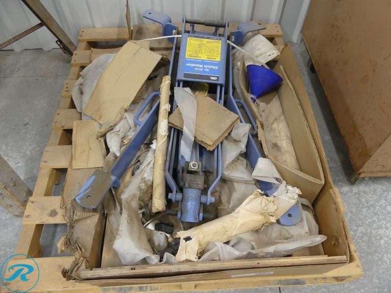 OTC 5018 Clutch Handler - Roller Auctions