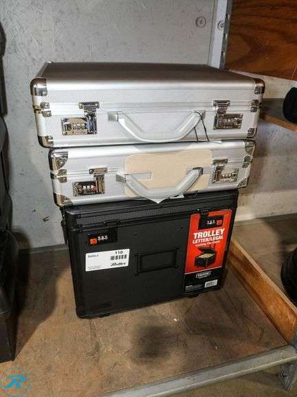 (3) Hard cases - Roller Auctions