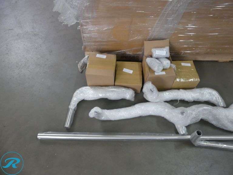 Pallet it (20) Bentech Bus Handrails - Roller Auctions