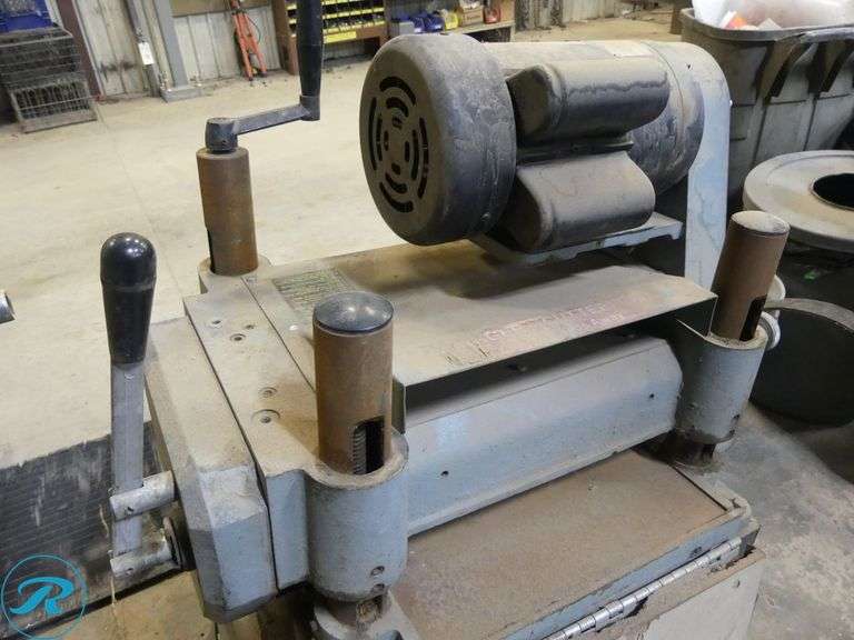 Delta 22650 22" Planer - Roller Auctions