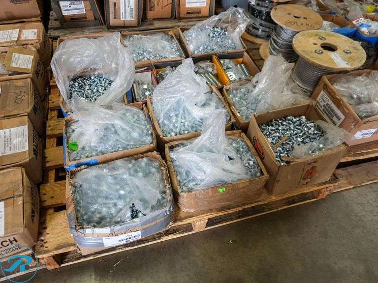Pallet Of Hardware - Roller Auctions