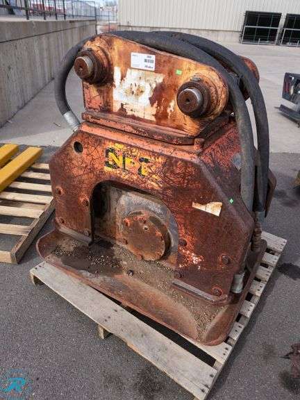 NPK C-8-B, Hydraulic Plate Compactor To Fit Excavator - Roller Auctions